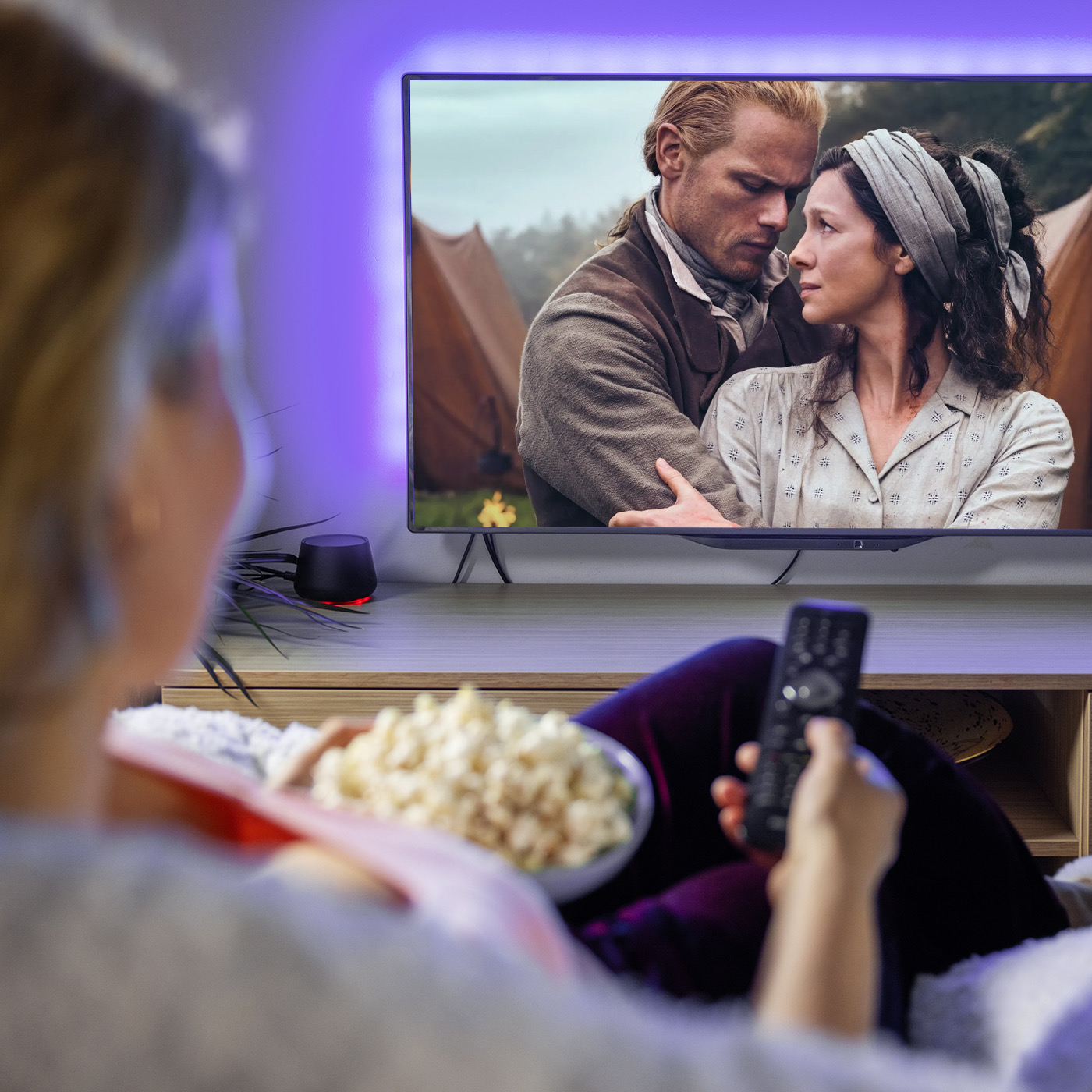 Create the Perfect Outlander Viewing Party with WeeBox - WeeBox